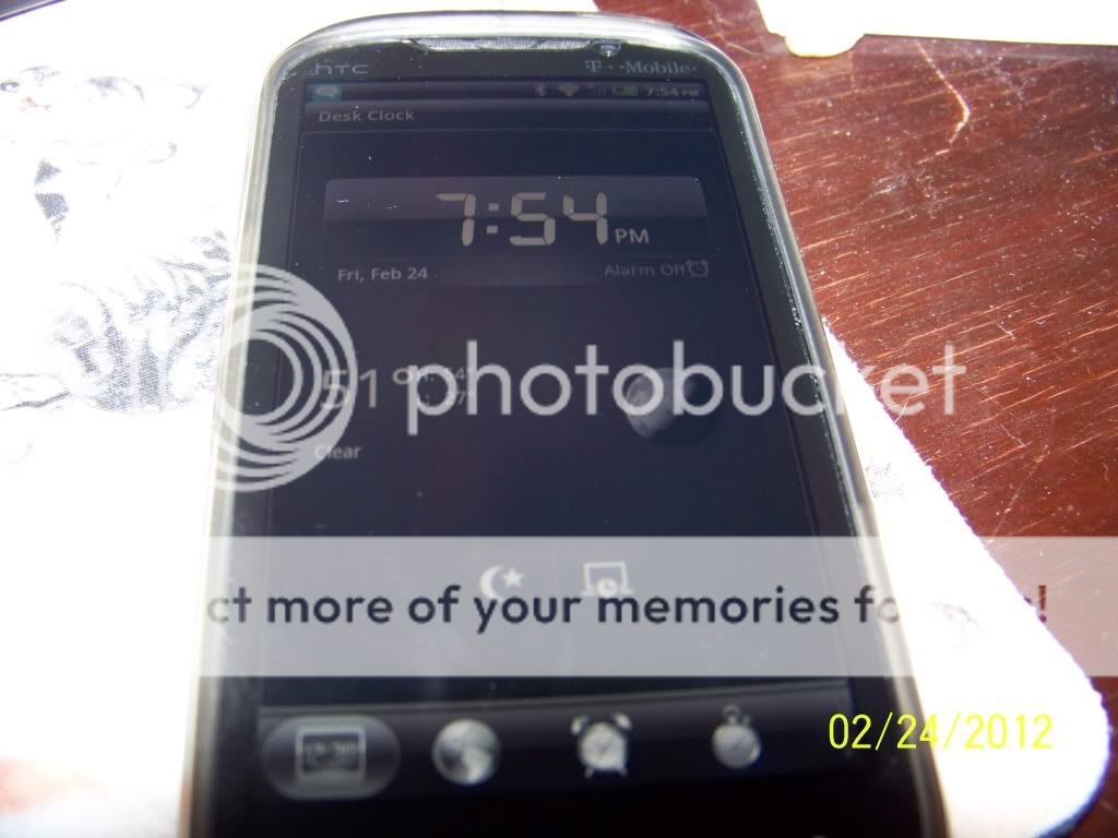 Digital desk clock on home screen. | XDA Forums