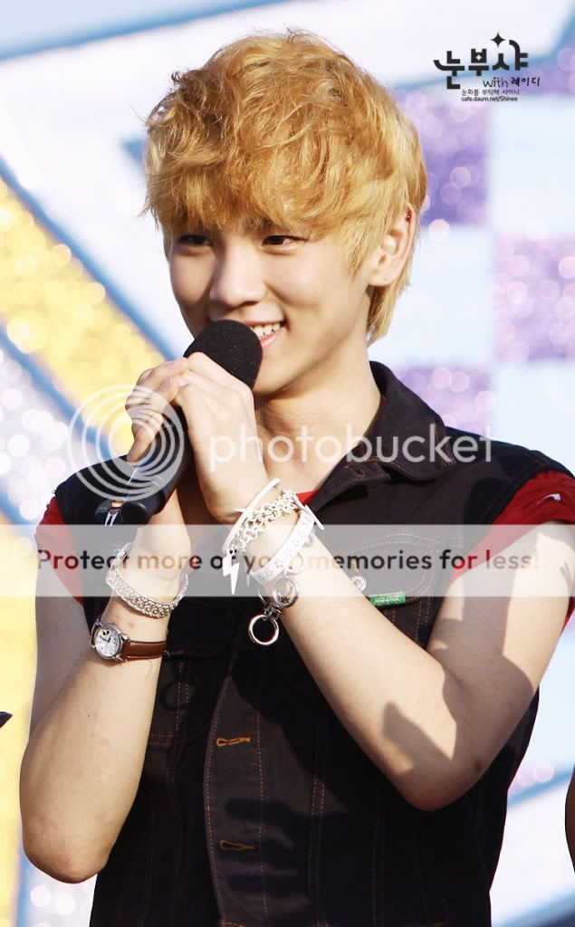 {PICS} 090815 Key at SBS Show! A Singing Korea | SHINeeLovers♡